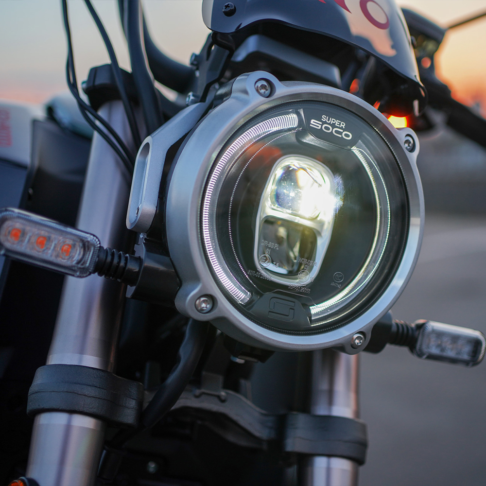 Super Soco TC Wanderer PRO купить в Москве - Цена, Характеристики ...